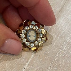 Jewelry | Small Cameo Gold Tone Brooch | Poshmark